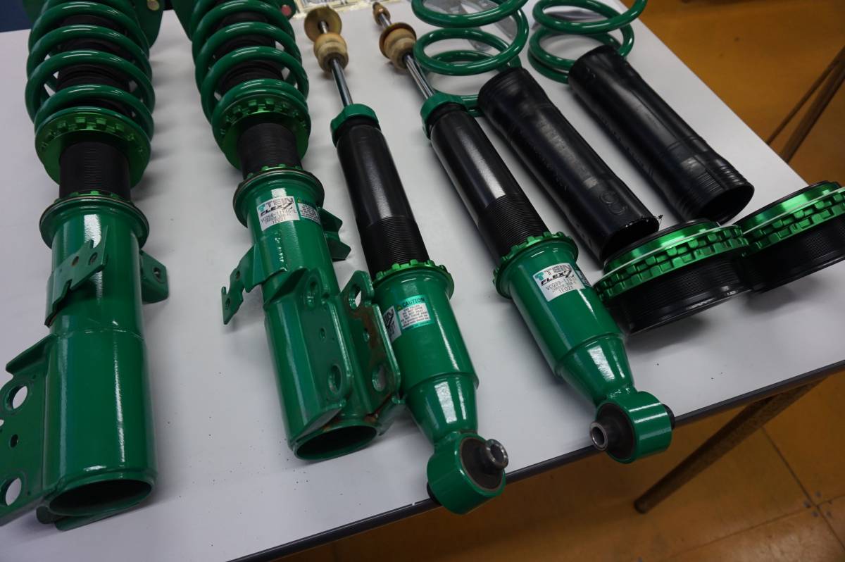 ヴォクシー80ハイブリッド TEINテイン車高調 FLEX Z ノア エスクァイア対応 VCQ99-11931 VSQ98-C1AS3(サスペンションキット（一式）)｜売買されたオークション ...