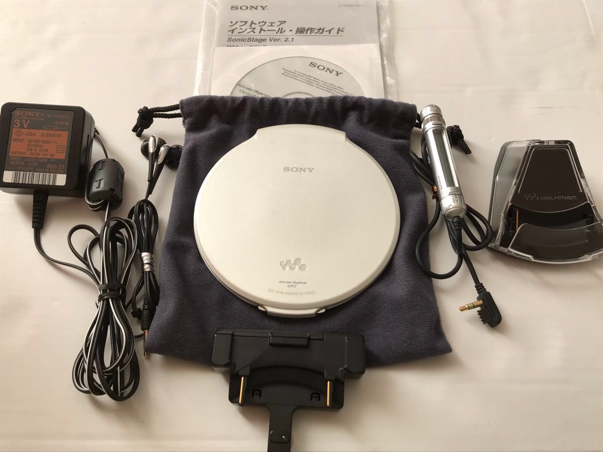 SONY ソニー CDウォークマン D-NE20 シルバー まずまず 付属品多数(CDプレーヤー)｜売買されたオークション情報、yahooの ...