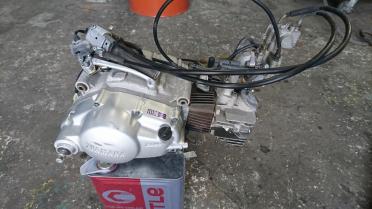 ヤマハ YAMAHA タウンメイト90エンジン 原動機型式 B303E 品(エンジン本体)｜売買されたオークション情報、yahooの商品情報をアーカイブ公開 - オークファン（aucfan.com）