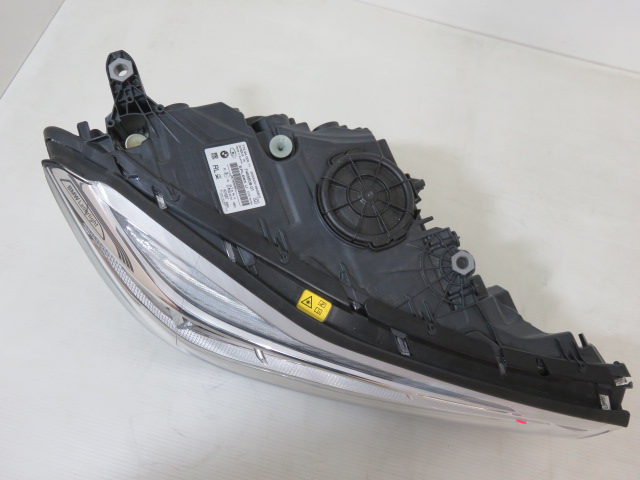 BMW 7シリーズ G11 G12 純正 LED レーザーヘッドライト 右側 63117408702(ヘッドライト)｜売買されたオークション ...