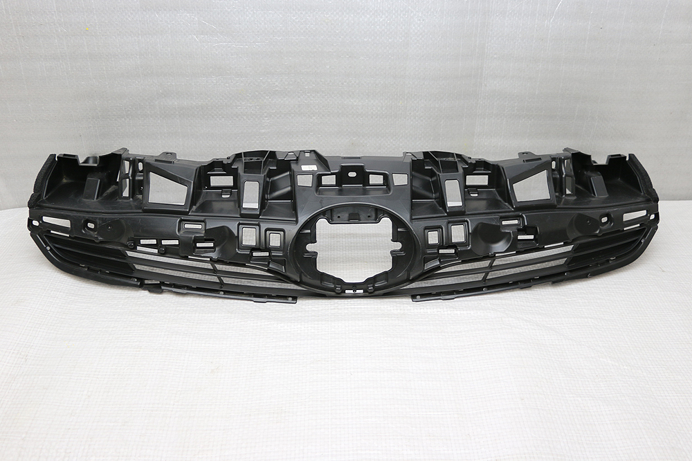 ZVW50 プリウス純正フロントグリル アッパー インナー 53111-47060(フロント)｜売買されたオークション情報、yahooの商品 ...