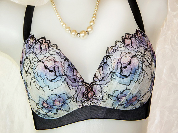 B65 ：ランクS メガE70 90 ワコール SUHADA ONE ノンワイヤー お姉様の美胸をサポート エレガンス薔薇レース ブラジャー(70)｜売買されたオークション情報、yahooの ...