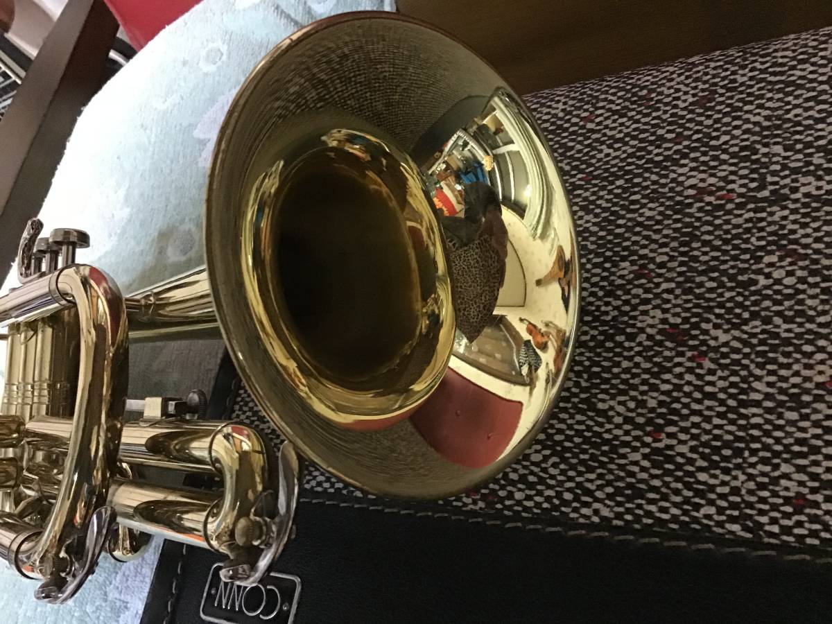 ビンテージ C.G.Conn Director Model 15A コルネット(本体)｜売買されたオークション情報、yahooの商品情報をアーカイブ公開 - オークファン（aucfan.com）