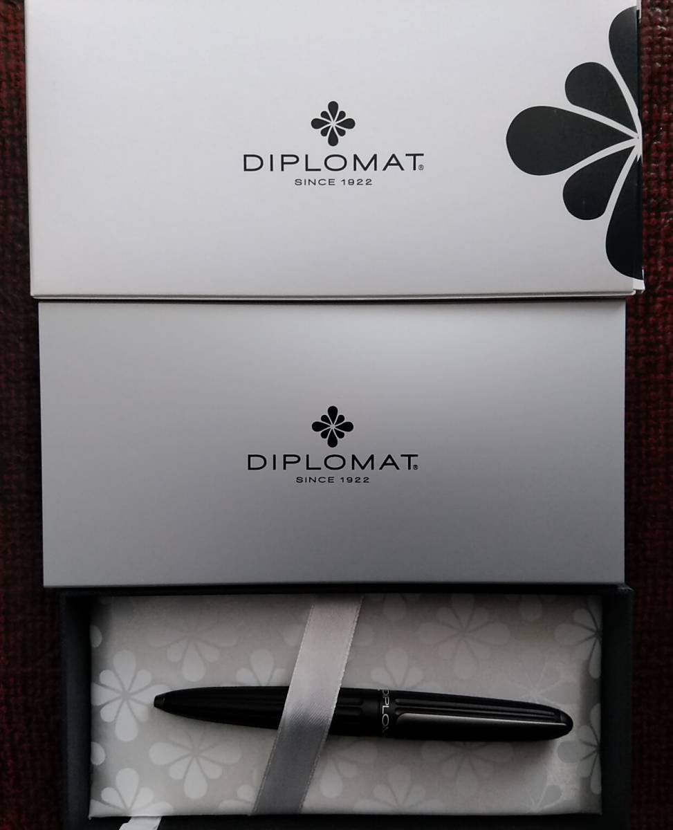 ディプロマット DIPLOMAT アエロ万年筆14Kブラック中字(万年筆一般)｜売買されたオークション情報、yahooの商品情報をアーカイブ公開 - オークファン（aucfan.com）