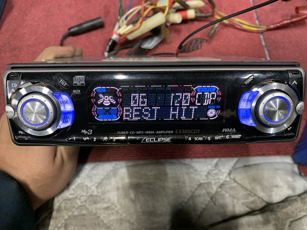 ECLIPSE イクリプス E3305CDT 1DIN CDプレイヤー(イクリプス)｜売買されたオークション情報、yahooの商品情報をアーカイブ公開 - オークファン（aucfan.com）