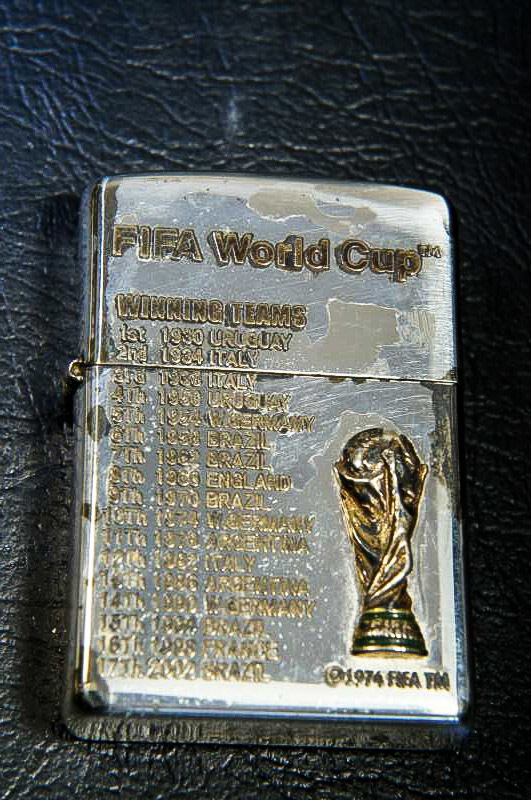 ZIPPO 2006年ドイツ/ ワールドカップ トロフィーメタル 6948-580-2(Zippo)｜売買されたオークション情報、yahooの商品情報をアーカイブ公開 - オークファン ...