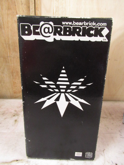 ジャンク品 BE@RBRICK ベアブリック DEVILOCK 2003 400%(キューブリック、ベアブリック)｜売買されたオークション情報、yahooの商品情報をアーカイブ公開 ...