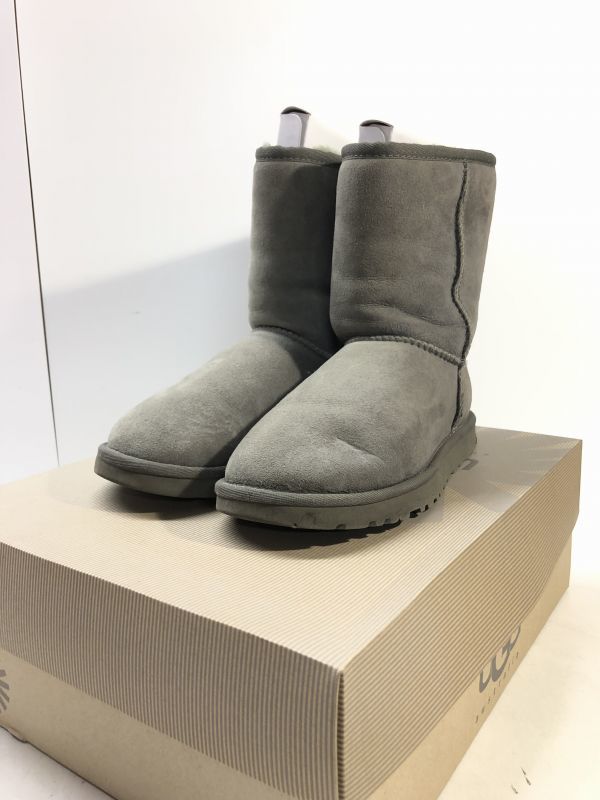 品 UGG Australia アグ ムートン ブーツ 23.0cm グレー(US6)｜売買されたオークション情報、yahooの商品情報をアーカイブ公開 - オークファン（aucfan.com）