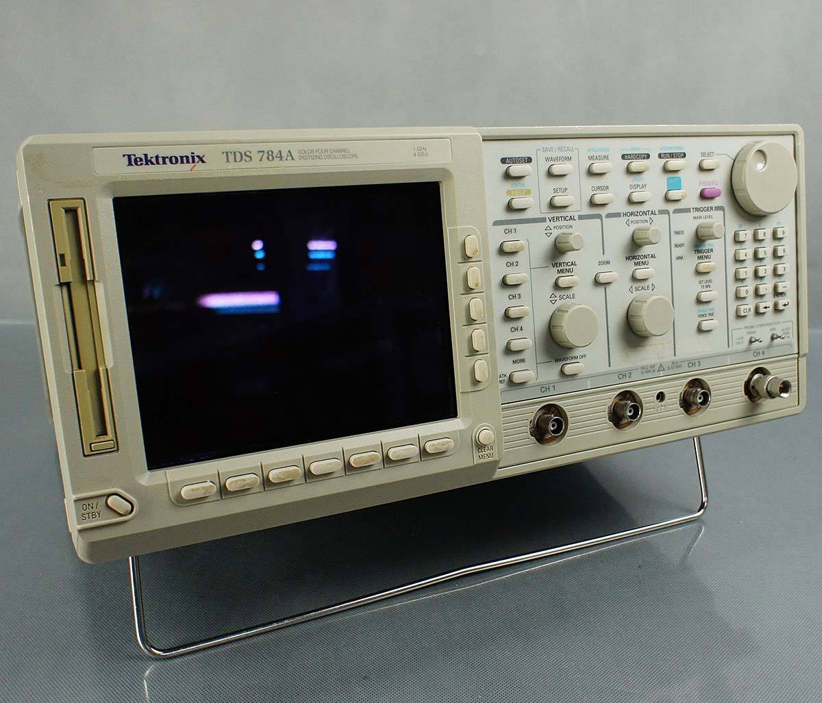 現状渡し 通電確認 デジタル オシロスコープ Tektronix テクトロニクス TDS784A 測定 S100405(その他)｜売買された ...