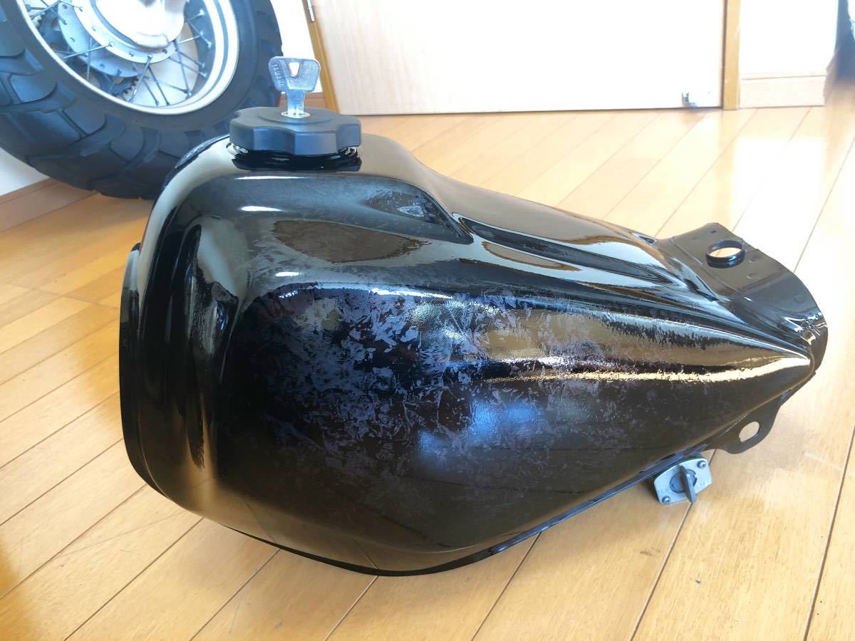 TW225 純正タンクカスタム塗装 キャンディーブラックラップ塗装済 検TW225/200/SR/FTR/TR(ヤマハ用)｜売買された ...