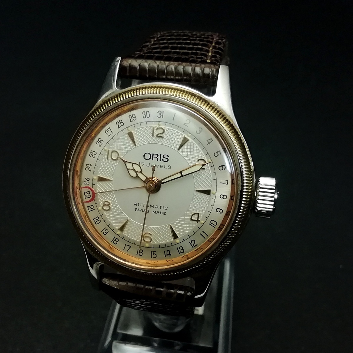 ORIS オリス 自動巻き 17石 7400B ポインター 裏スケルトン デイト スイス製 メンズ腕時計(オリス)｜売買されたオークション情報、yahooの商品情報をアーカイブ公開 ...