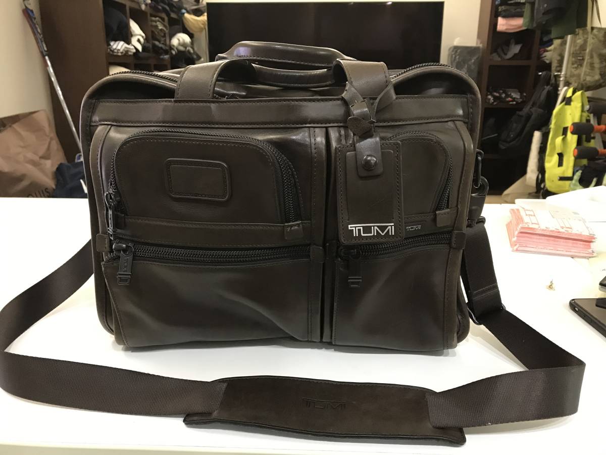 Tumi 96145BH Alpha T-Pass MID スクリーン スリムPCブリーフ ブラウン(ブリーフケース、書類かばん)｜売買されたオークション情報、yahooの商品情報をアーカイブ ...
