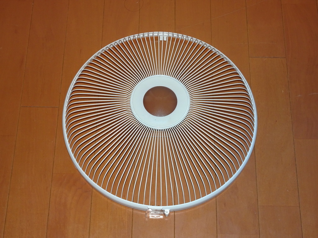 東芝 扇風機用の前ガード 型番：F-LP5付属品 部品コード：41001886 同等品(扇風機)｜売買されたオークション情報、yahooの商品情報をアーカイブ公開 - オークファン ...