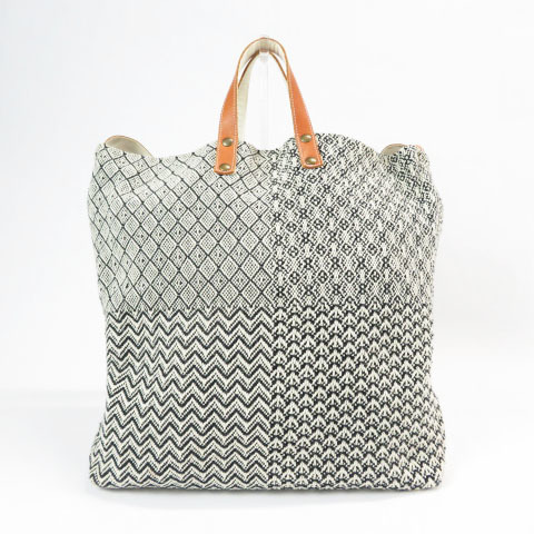 trois temps トロワトン 2WAY バッグ ホワイト系 240001394400 レディース(布製)｜売買されたオークション情報、yahooの商品情報をアーカイブ公開 ...