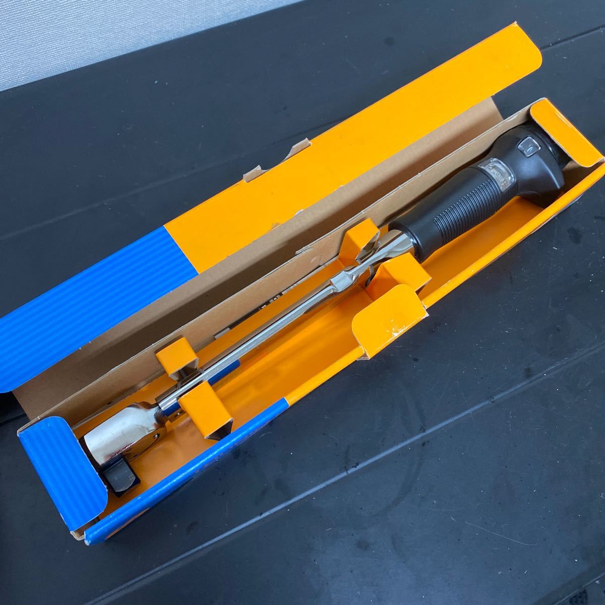 ストック 東日製作所 東日 TOHNICHI トルクレンチ QL100N4 20N 100N 箱 取説 校正証明書付き トルク管理 12 ...