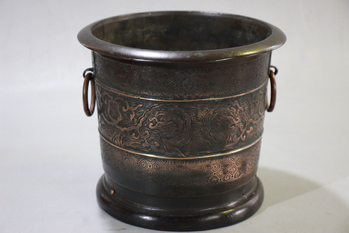 E774 古銅手あぶり/火鉢/古道具/暖/金属工芸/和骨董/時代もの/44274(銅製)｜売買されたオークション情報、yahooの商品情報をアーカイブ公開 - オークファン（aucfan.com）