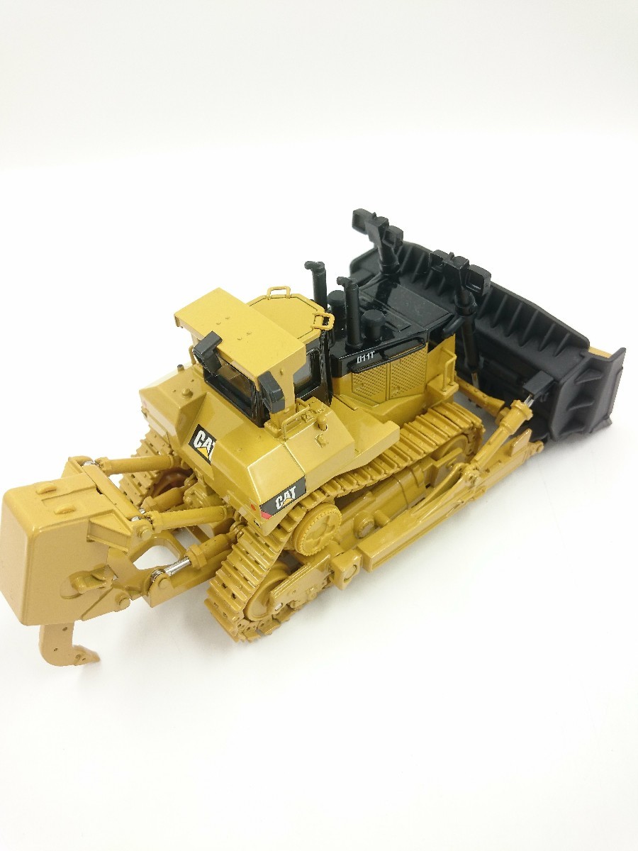 NORSCOT/ミニカー/CAT/CASTERPILLAR/D11T/1:50/トラックタイプ/トラクター(建設車両、作業車)｜売買された ...
