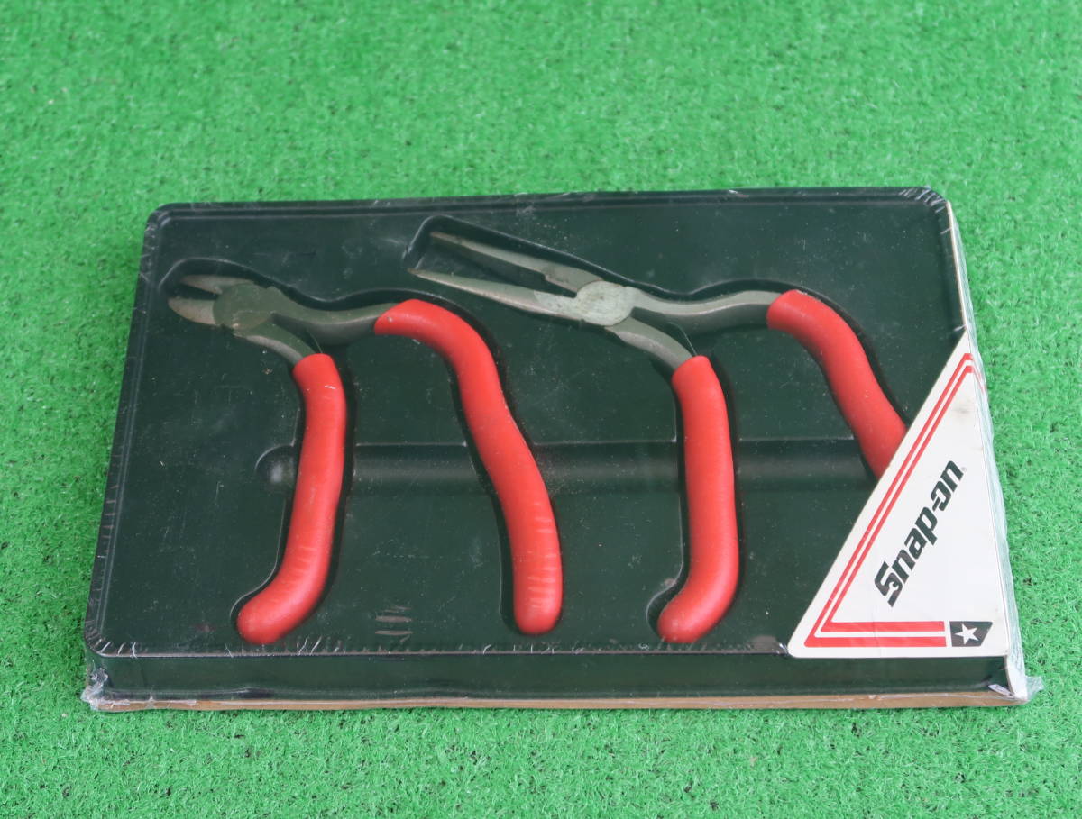 スナップオン Snap-on 廃盤 ピストルグリップニードルノーズプライヤー＆カッターセット 102SHEP 古置き品(グリッププライヤー ...