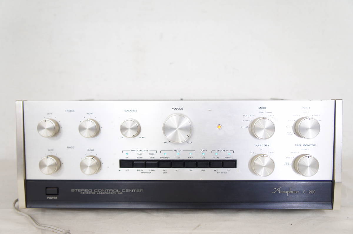 Accuphase アキュフェーズ C-200 コントロールアンプ 通電OK 140 040617(アキュフェーズ)｜売買されたオークション情報、yahooの商品情報をアーカイブ公開 ...