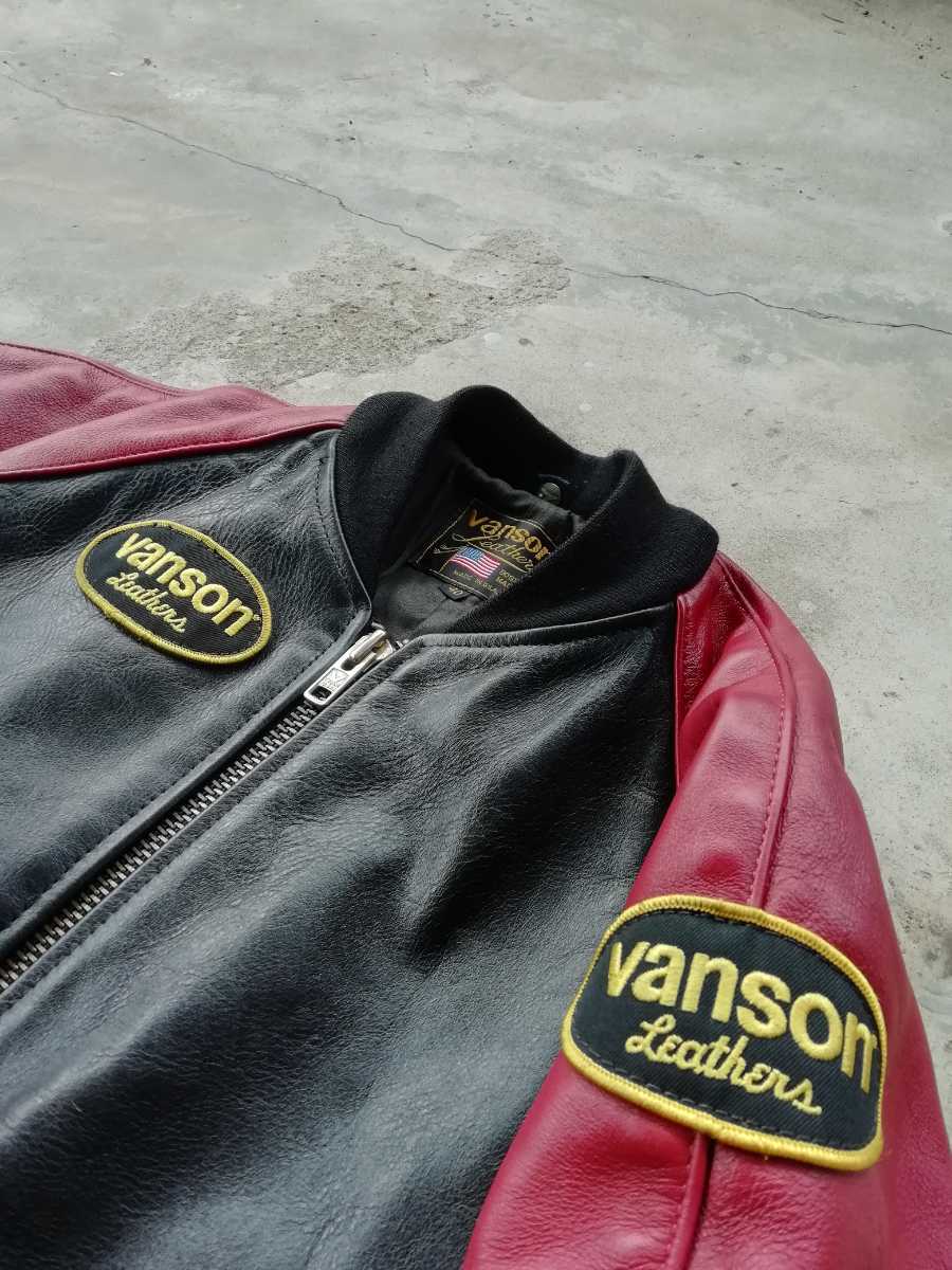 USA製 vanson TJV LOGO TEAM JACKET size-40 レザージャケット ライダースジャケット スタジアムジャケット 黒×赤 ブルゾン スタジャン(ライダース ...
