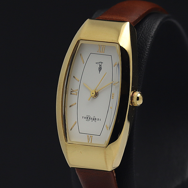 1円 稼働品 トラサルディ TRD-0838 白文字盤 レザー/茶 QZ レディース腕時計 A0060709(その他)｜売買されたオークション情報、yahooの商品情報をアーカイブ公開 ...