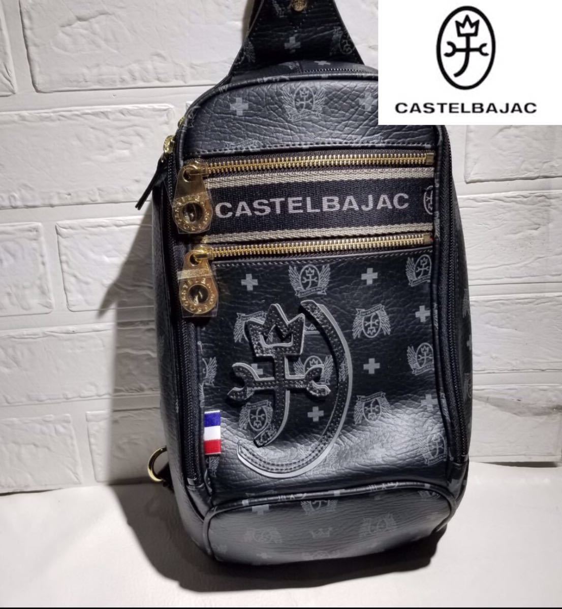 Brand: CASTELBAJAC に近い カステルバジャック ボディーバッグ ブラック家紋 Castelbajac Body Bag ...