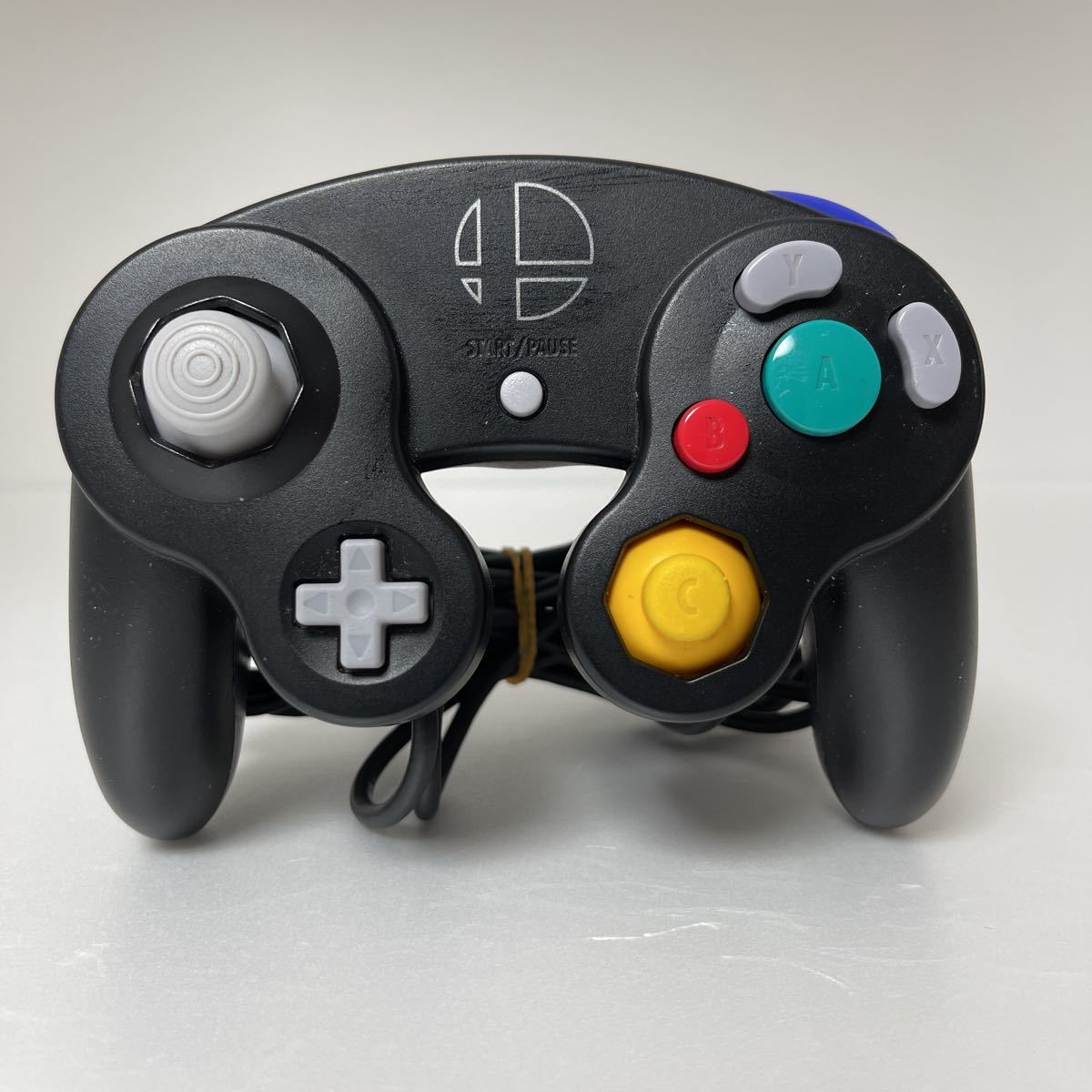 任天堂 ゲームキューブコントローラー スマブラ ブラック 0723-1(ニンテンドースイッチアクセサリー)｜売買されたオークション情報、yahooの商品情報をアーカイブ公開 - オークファン ...