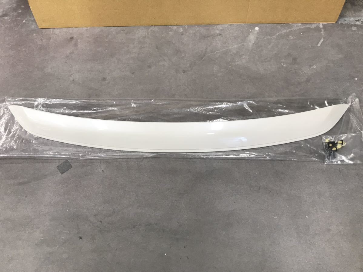 純正 G’s トヨタ 60系 ハリアー 純正 ボンネットモール フードモール 75771-48040 75770-48040-A0 ホワイト ...