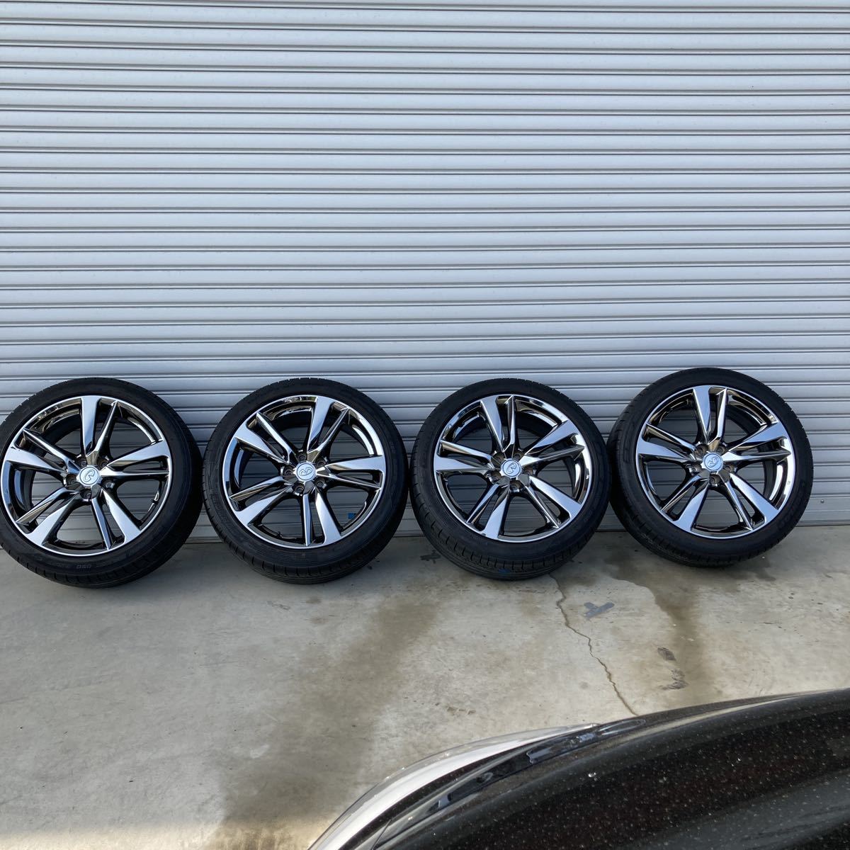 V37スカイライン 日産 純正オプション ホイール 19インチ アルミホイール 400R インフィニティ INFINITY(ラジアルタイヤ ...