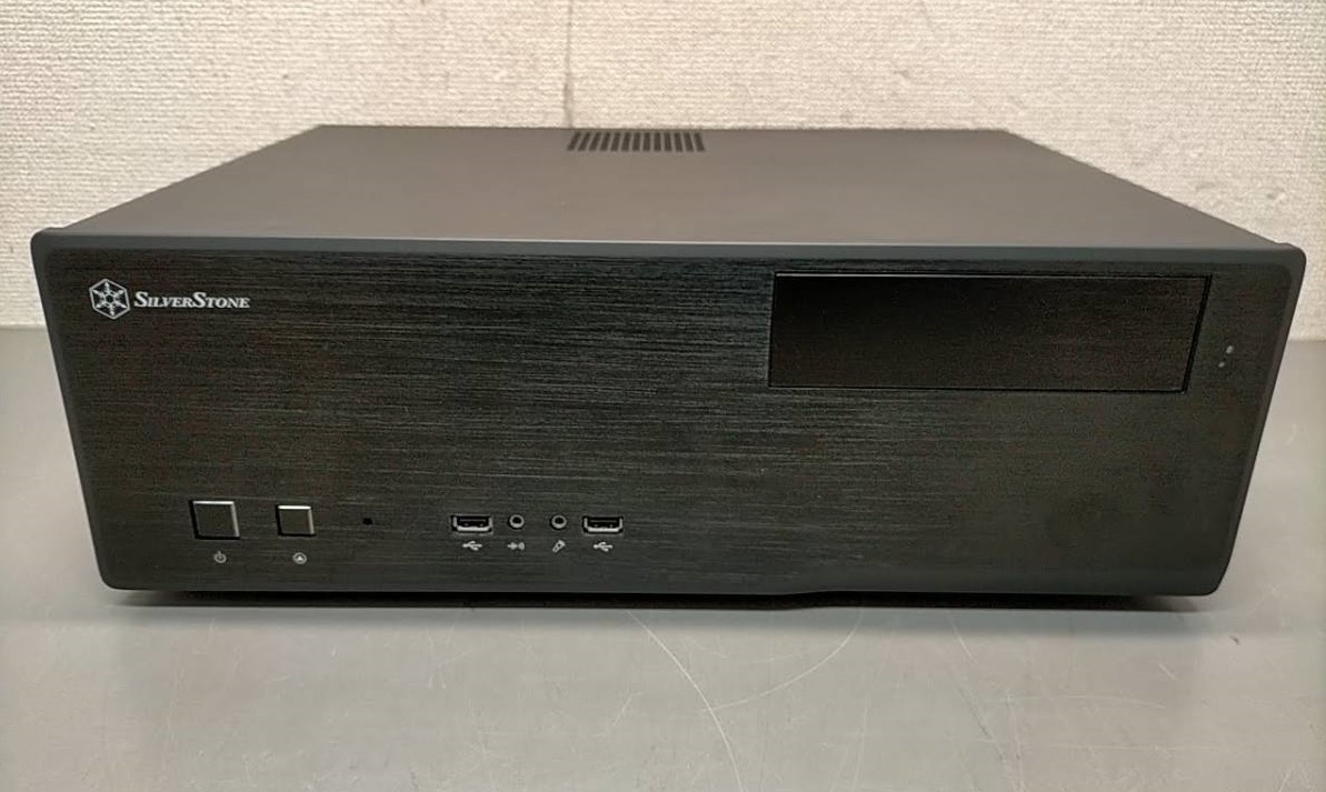 SilverStone シルバーストーン SST-GD05 横置き PCケース HTPC(その他)｜売買されたオークション情報、yahooの ...