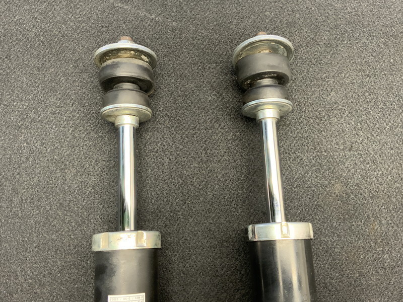 FS001 FB ブルーテック キャンター 標準 移動販売車 フロント ショック アブソーバー 左右セット MK459972 動画有り ...