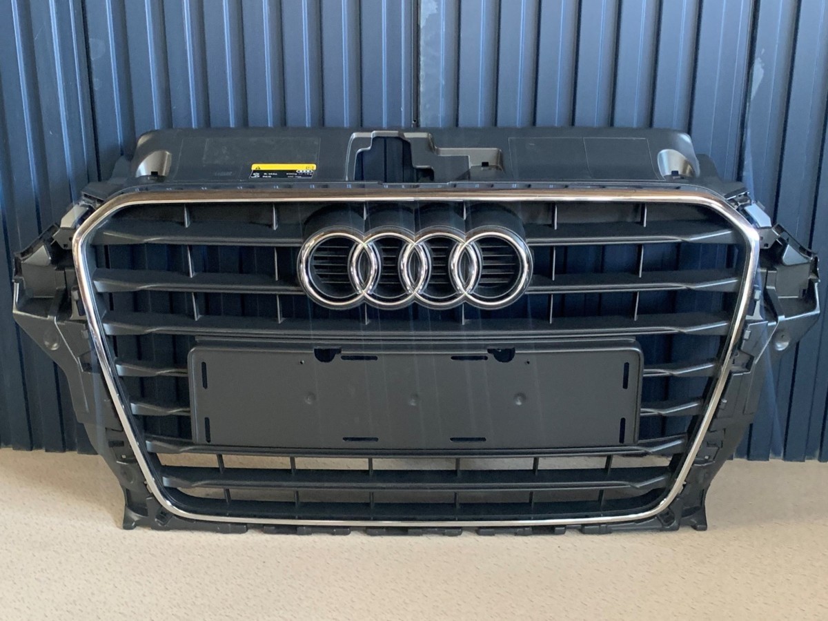 AUDI アウディ A3 S3 純正 フロントラジエターグリル 8V3853651 良品(その他)｜売買されたオークション情報、yahooの ...
