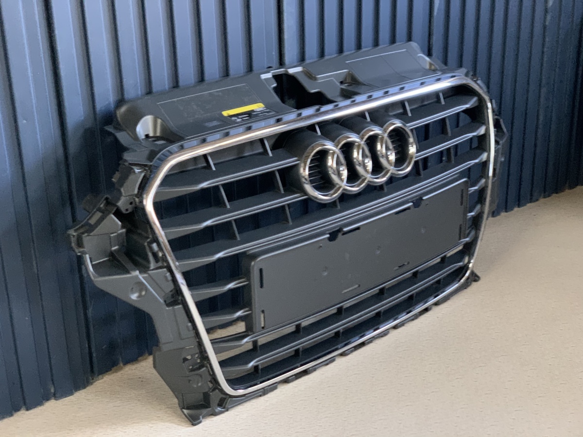 AUDI アウディ A3 S3 純正 フロントラジエターグリル 8V3853651 良品(その他)｜売買されたオークション情報、yahooの ...