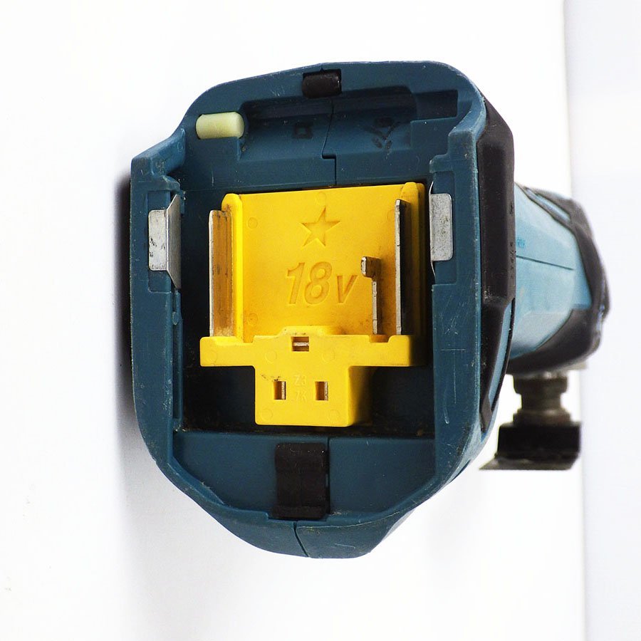 makita マキタ マルチツール XMT03 18V 本体のみ 2015年製 M8033(多目的用)｜売買されたオークション情報、yahoo ...