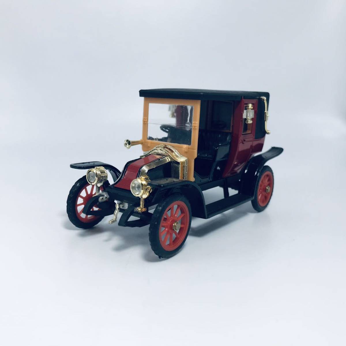 稀少 ビンテージ 当時物 RIO リオ 1/43 1910年型 ルノー 8CV タイプAG タクシー仕様(ビテス)｜売買されたオークション情報、yahooの商品情報をアーカイブ公開 ...