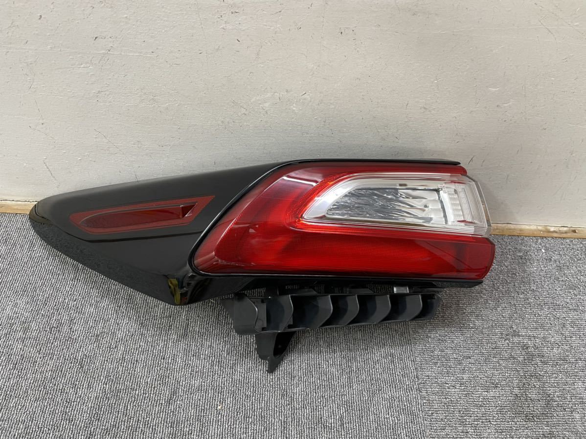 R40518 ハリアー ZSU60 後期 純正 テール ランプ 左 刻印 N ICHIKOH 48-195(テールライト)｜売買された ...