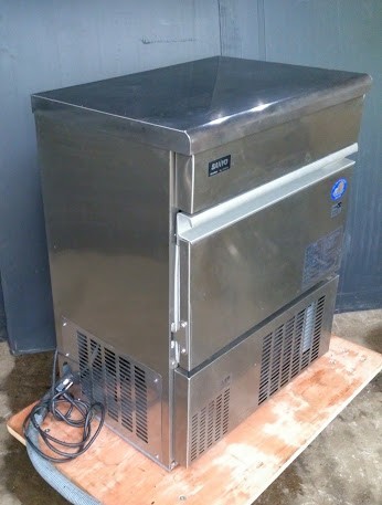 SANYO／サンヨー 現Panasonic 全自動製氷機 SIM-S6500 65Kg/日 メンテナンス済(製氷機)｜売買されたオークション情報、yahooの商品情報をアーカイブ公開 ...