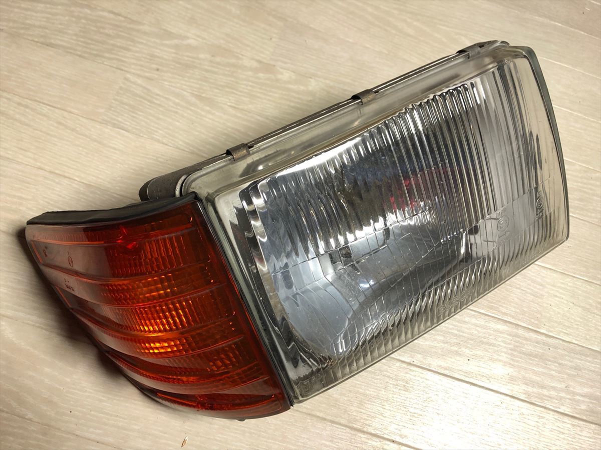 R107メルセデスMercedesベンツBenz右側C107ヘッドライトW107右 0 301 053 601 0301053601 ...