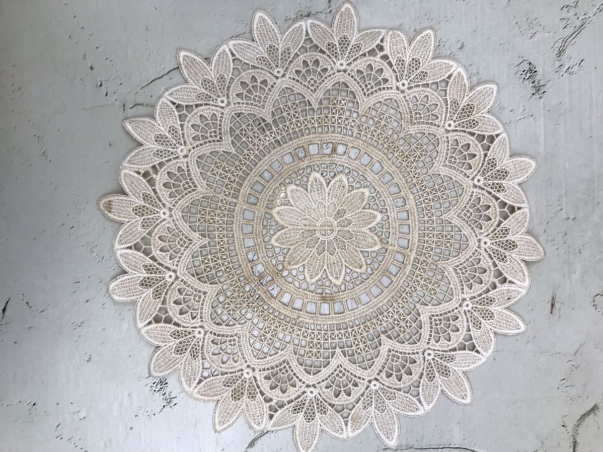 保管品 1円スタート 近沢レース CHikazawa ドイリー 30cm円形 60サイズ(レース)｜売買されたオークション情報、yahooの商品情報をアーカイブ公開 - オークファン ...