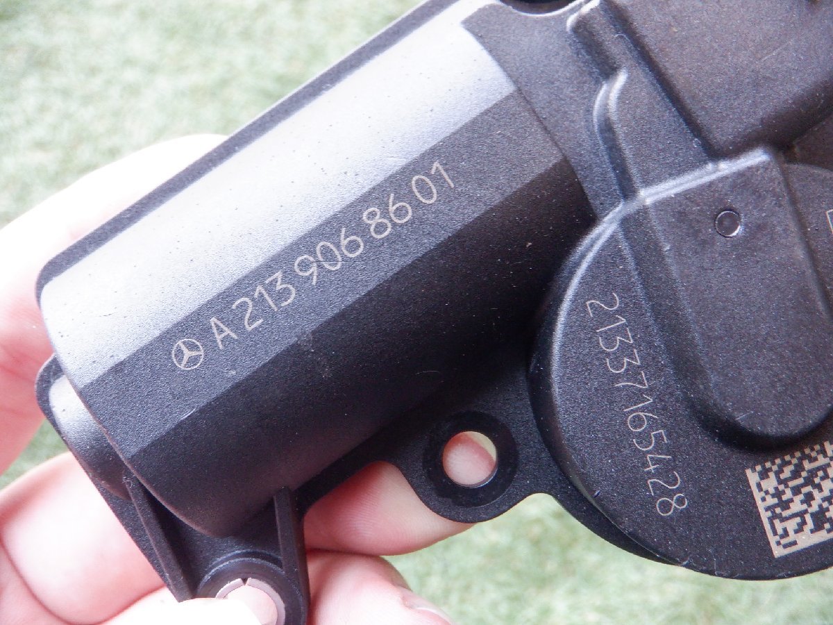 ベンツ純正 W213 Eクラス マフラー エキゾーストスロットルバルブ A2139068601 m-22-8-214(その他)｜売買された ...