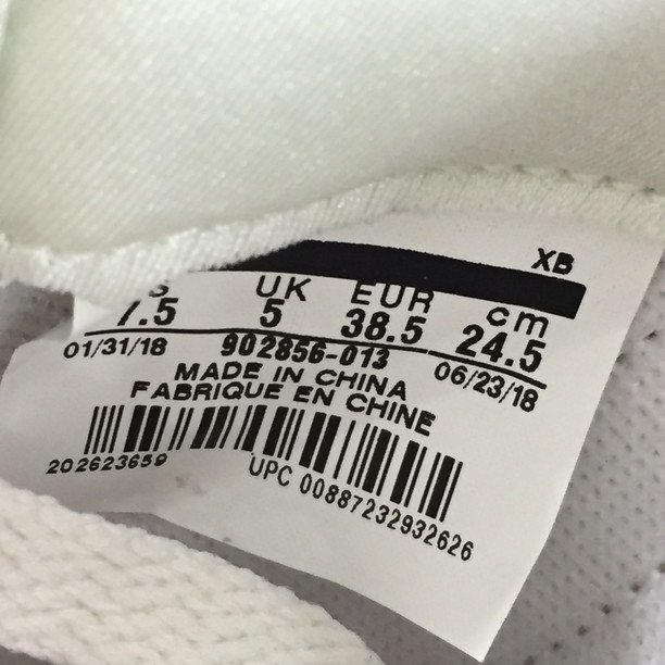 AIAI5008 NIKE ナイキ スニーカー WMNS CLASSIC CORTEZ SE 902856-013 24.5cm 箱付き(24 ...