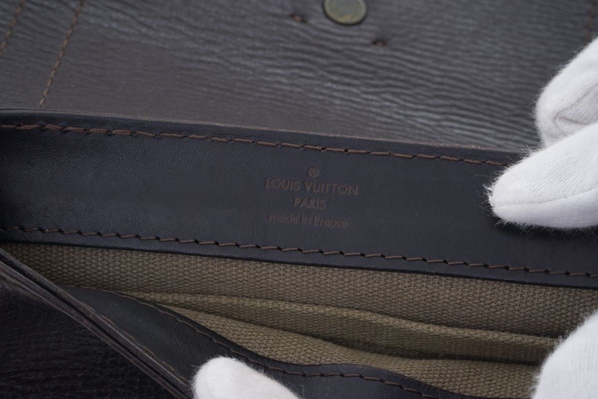 極 ルイヴィトン Louis Vuitton ユタレザー ユマ カフェ ブラウン系 ショルダーバッグ メッセンジャーバッグ メンズ E0206(かばん、バッグ)｜売買されたオークション情報 ...