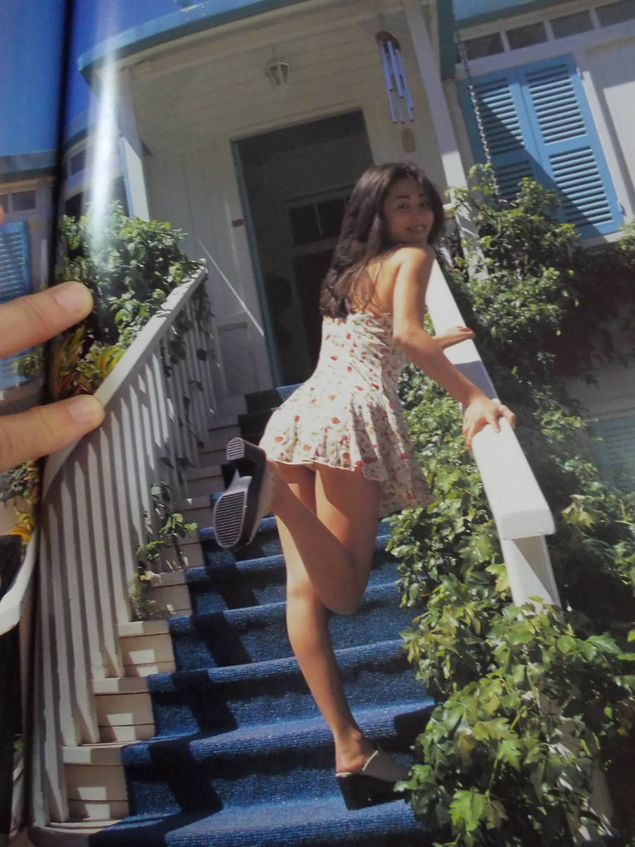 1997年発行 中村由真 写真集 plaisir プレージア 帯付き ぶんか社 約24cm×31cm(中村由真)｜売買されたオークション情報、yahooの商品情報をアーカイブ公開 ...