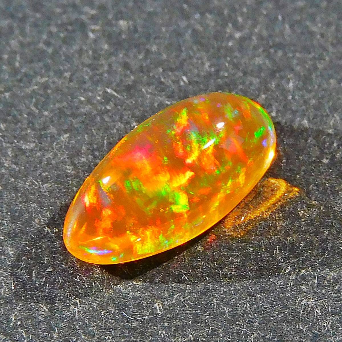 遊色抜群 天然ファイヤーオパール 1.43ct Fire Opal 遊色 裸石 ジュエリー(オパール)｜売買されたオークション情報、yahooの商品情報をアーカイブ公開 - オークファン ...