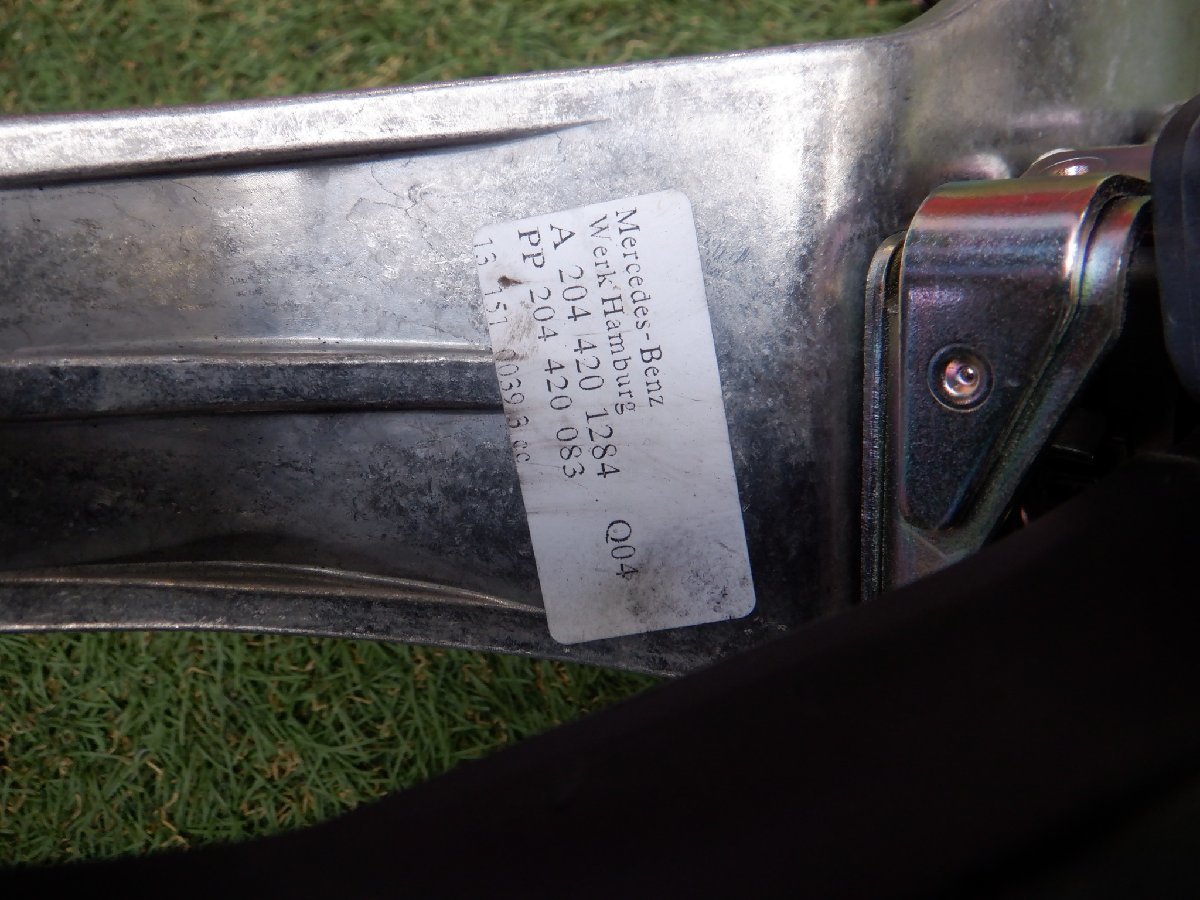 ベンツ純正 W204 Cクラス サイドブレーキ ハンドブレーキレバー A2044201284 m-22-10-904(メルセデス・ベンツ用 ...