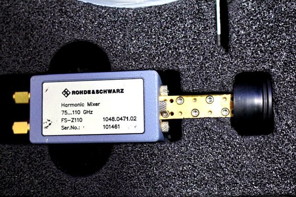 Rohde & Schwarz R&S ローデシュワルツ シグナル スペクトラム アナライザ FSW43 /2Hz 43.5GHz/ OP ...