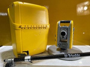 trimble S6の値段と価格推移は？｜4件の売買情報を集計したtrimble S6の価格や価値の推移データを公開