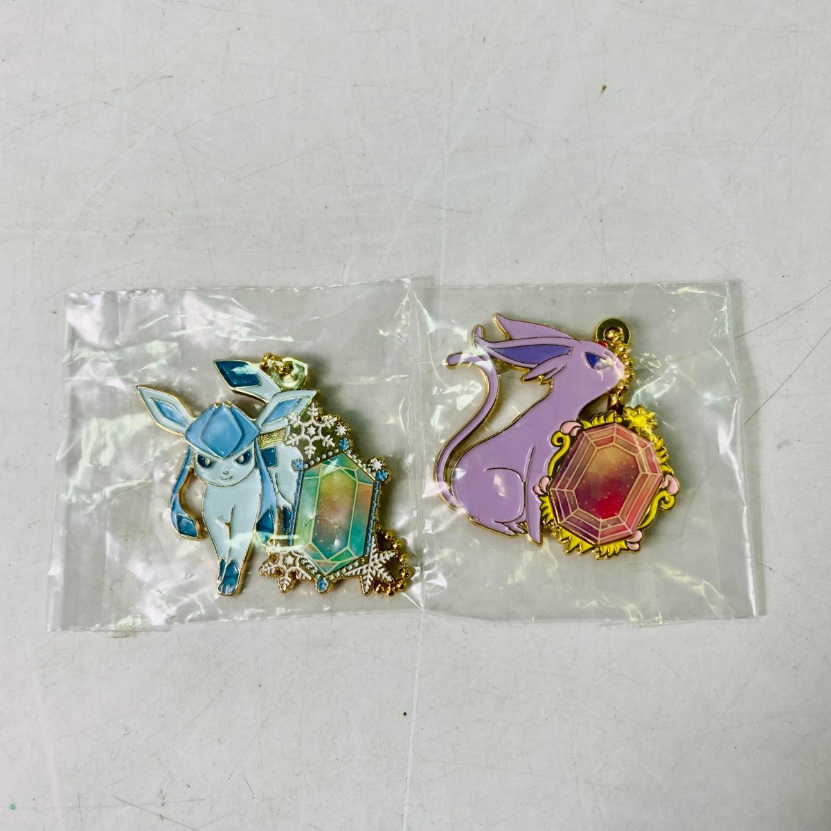 新古品 一番くじ Pok mon EIEVUI＆CRYSTAL DROPS G賞 メタルチャーム 2種セット エーフィ グレイシア(その他)｜売買されたオークション情報、yahooの商品情報を ...