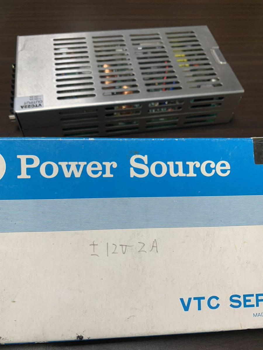 高速スイッチング レギュレーター Power Source VTC SERIES VTC22A +12V 2A スイッチング電源(スイッチング ...