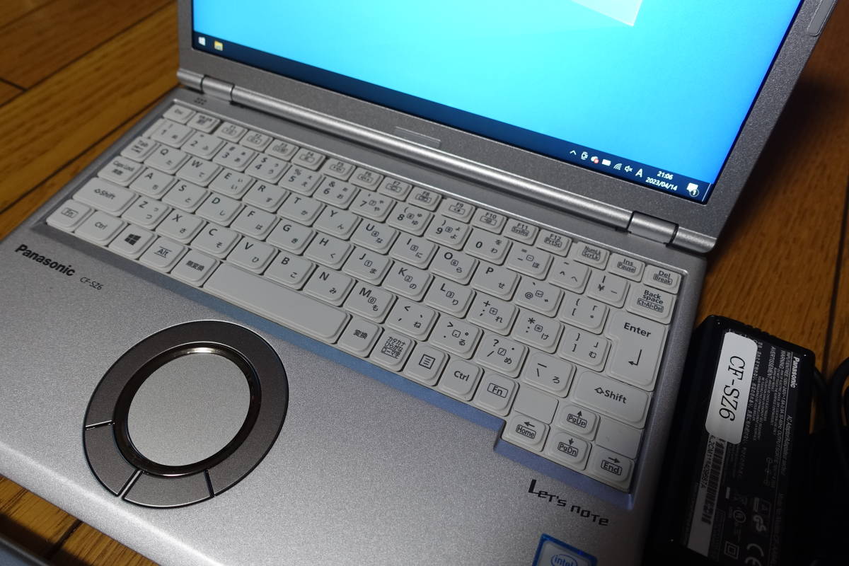 使用5490時間 0.849kg 12.1型 1920x1200 i5-7300U 8GB SSD256GB CF-SZ6RDYVS SSD ...